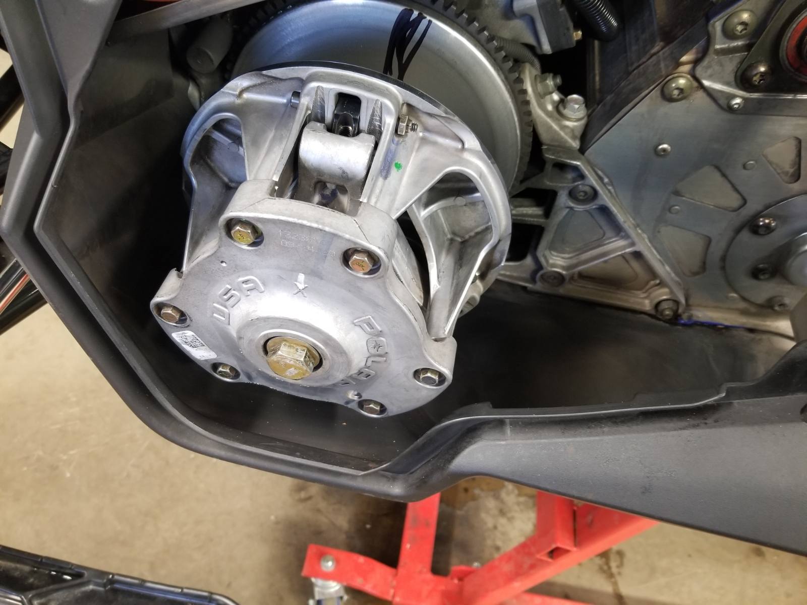 Installing long primary clutch springs - Polaris - FreedomSledder.com