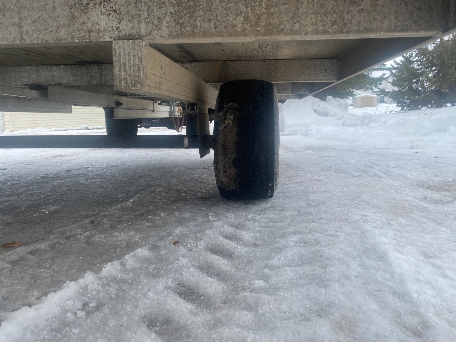Check those trailer tires - General Snowmobile Forum - FreedomSledder.com